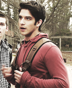 Nicki Minaj Laughing Gif