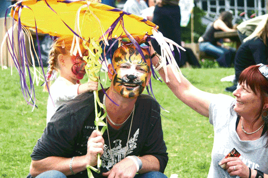 Festival GIF - Find on GIFER