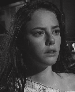 Effy Stonem Scared