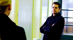 Fringe pilot olivia dunham GIF - Find on GIFER