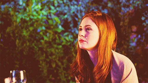 Amy pond GIF - Find on GIFER