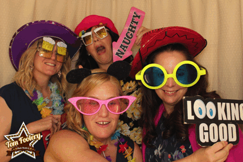 Love fun party GIF - Find on GIFER