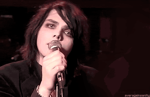 Gerard way my chemical romance GIF - Find on GIFER