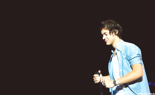 GIF one direction s - animated GIF on GIFER
