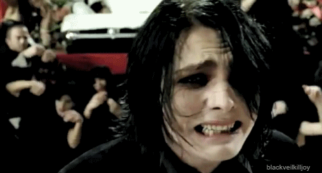 Gerard way GIF - Find on GIFER