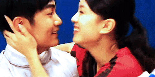 Crush GIF - Find on GIFER