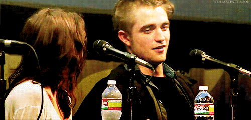 Celebrities laughing kristen stewart GIF - Find on GIFER
