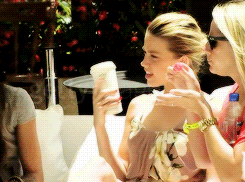 GIF amber heard - animated GIF on GIFER