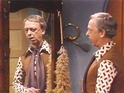 Mr furley ralph furley um e pouco dois e bom e tres e demais GIF ...