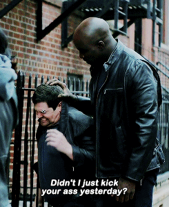 Jessica jones GIF - Find on GIFER