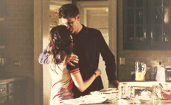 Pretty little liars pll GIF - Find on GIFER