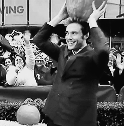 Sam hunt GIF - Find on GIFER