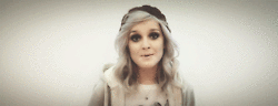 Perrie edwards perriegh GIF - Find on GIFER