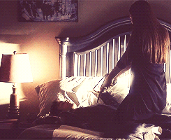 Bed GIF - Find on GIFER