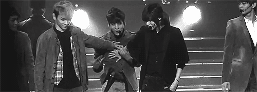 Kpop shinee not mine GIF - Find on GIFER
