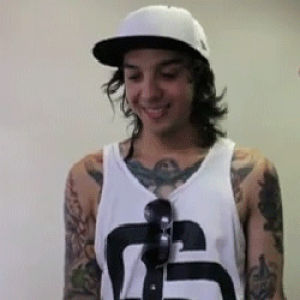 Tony perry pierce the veil ptv GIF - Find on GIFER