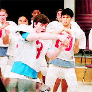 GIF glee kurt hummel - animated GIF on GIFER