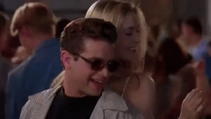 Alicia silverstone clueless cher GIF - Find on GIFER