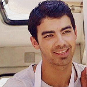 Joe jonas GIF on GIFER - by Arahelm