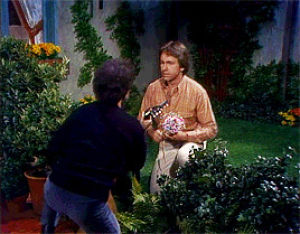 Jack tripper apartamento para tres threes company GIF - Find on GIFER