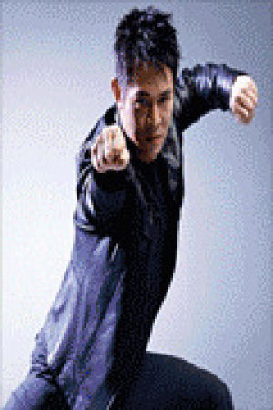 GIF jet li - animated GIF on GIFER