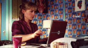 Tom welling smallville clark kent GIF - Find on GIFER