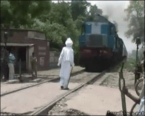 GIF zug train trem - animated GIF on GIFER