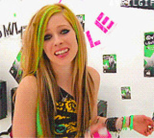 Avril lavigne hunt GIF - Find on GIFER