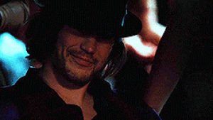 Gambit x men origins wolverine taylor kitsch GIF on GIFER - by Hellstalker