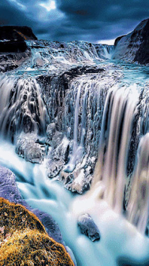 Waterfall GIF on GIFER - by Modilhala