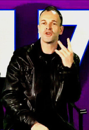 Sherlock holmes elementary lucy liu GIF - Find on GIFER