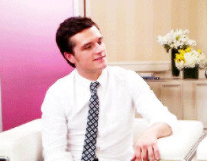 Jen, Selter, GIF - Find & Download on GIFER