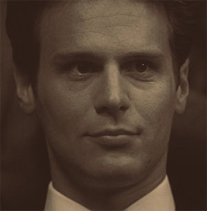 GIF jonathan groff - animated GIF on GIFER