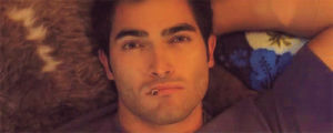 Tyler hoechlin melvin smarty GIF - Find on GIFER