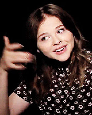 Chloe grace moretz GIF - Find on GIFER