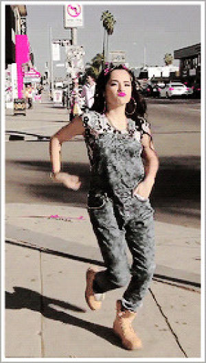 Becky g seattle loves GIF - Find on GIFER