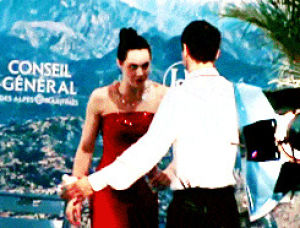 GIF couple reprendre son souffle moments - GIF animé sur GIFER