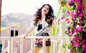 Becky g seattle loves GIF - Find on GIFER