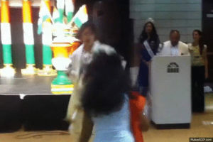 GIF justin trudeau - animated GIF on GIFER