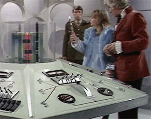 GIF william hartnell - animated GIF on GIFER