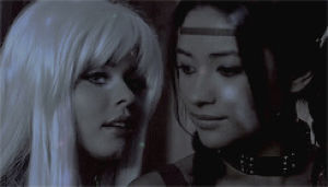 GIF pretty little liars - animated GIF on GIFER