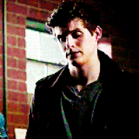 Queue GIFs - Get the best gif on GIFER