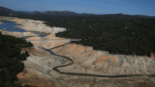 Droughts GIFs - Obtenez le meilleur gif sur GIFER