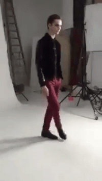 Poses GIFs - Get the best gif on GIFER