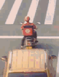 Delivery man GIFs - Get the best gif on GIFER