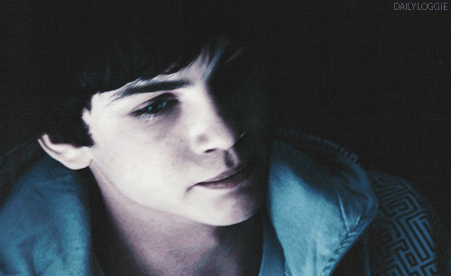 Logan Lerman Gif – Logan Lerman Films – PUQRD