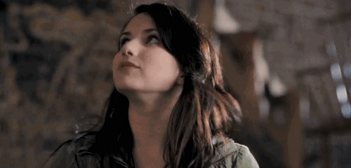 Head flipping hair GIF - Conseguir o melhor gif em GIFER