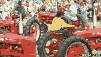 Traktor GIFs - Get the best gif on GIFER