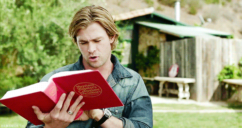Book club GIF - Conseguir el mejor gif en GIFER