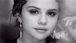 Selena edit GIF - Conseguir o melhor gif em GIFER